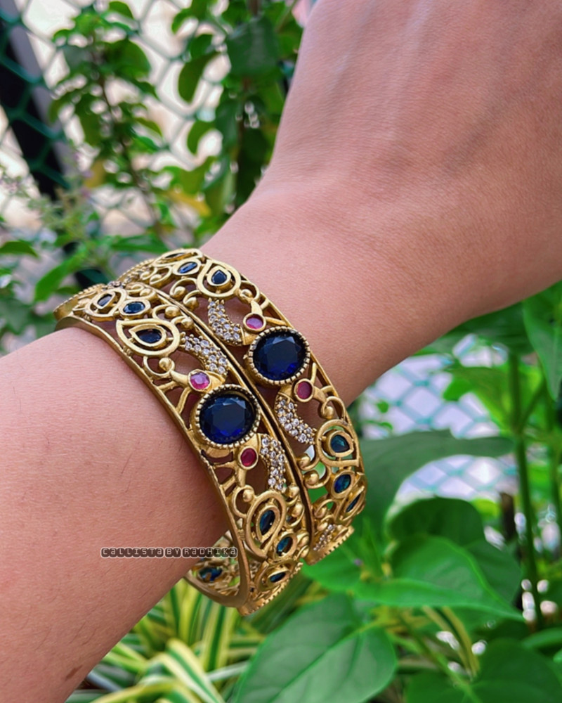 Dual Tone Bangles dual-tone-bangles