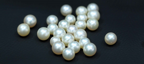 Is it OK to Wear Pearls Every Day?