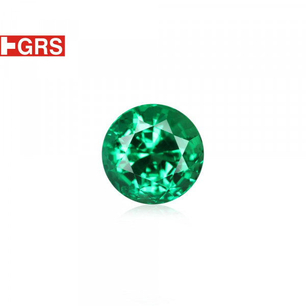 Certified Natural Minor Oil Emerald - 2.97 Carat | Navratan.com