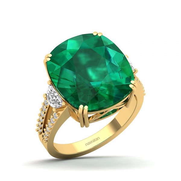 The Dazzling Prong Emerald Ring