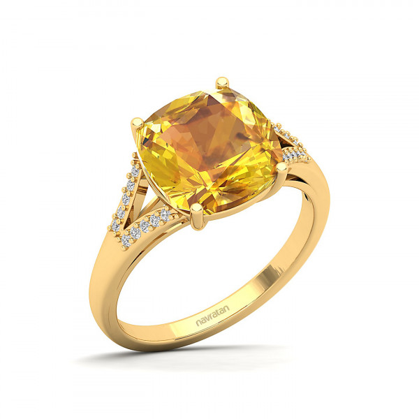 The Resplendent Yellow Sapphire Gold Ring