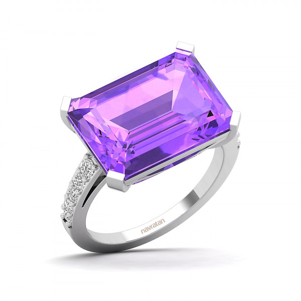 The Subtle Single Stone Amethyst Ring