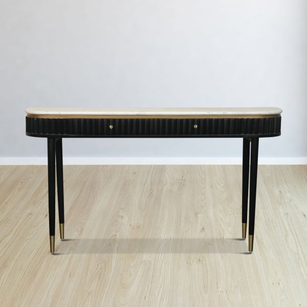 Midnight Table | Chic Table for Any Space