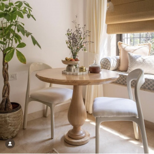 Diva Dining Table | Kridva Design